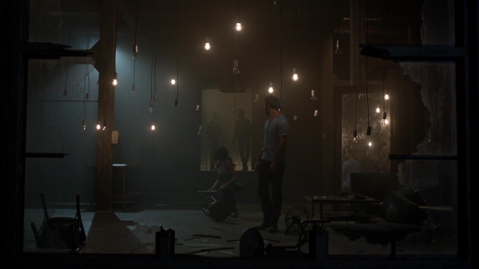 4.11 - A Promise To The Dead - S04E11 118 - Dylan O'Brien Daily Gallery